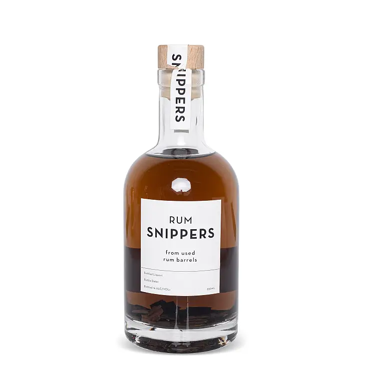 RUM SNIPPERS. Faça o seu próprio rum numa garrafa. 350ml